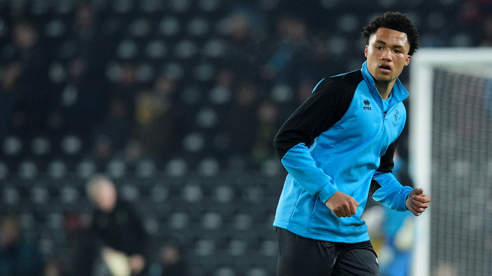 Kamson-Kamara signs first pro deal | Lincoln City Football Club